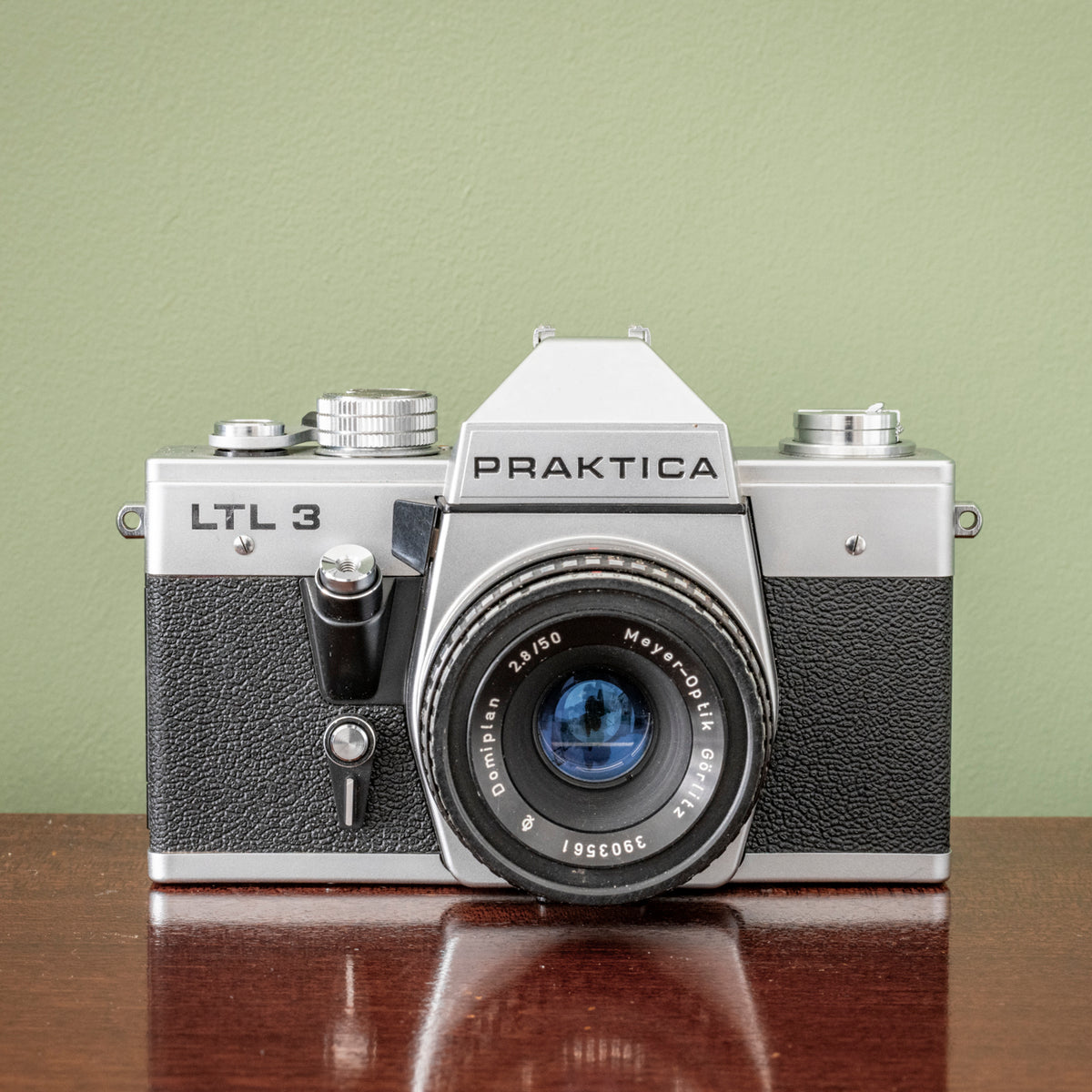 Immaculate 1970's Praktica LTL 3 35mm SLR Film Camera + Meyer-Optik Go ...