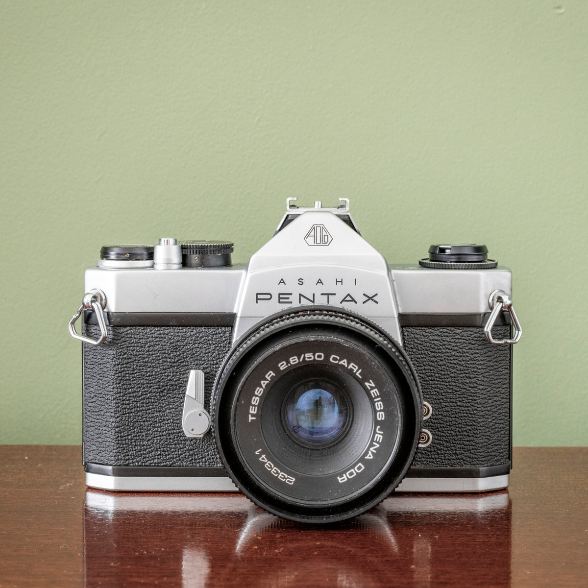 Mint 1960s ASAHI Pentax SL 35mm SLR Film Camera + 50mm Carl Zeiss F2.8 ...